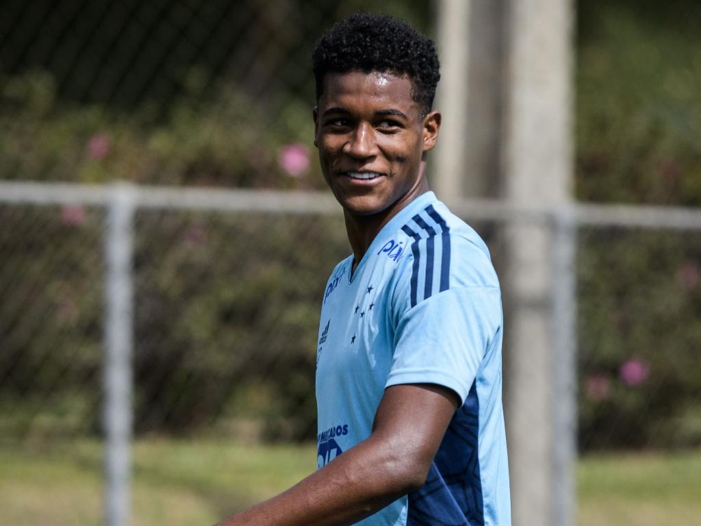 Geovane Jesus deixa o Cruzeiro para jogar nos Estados Unidos | Portal ...