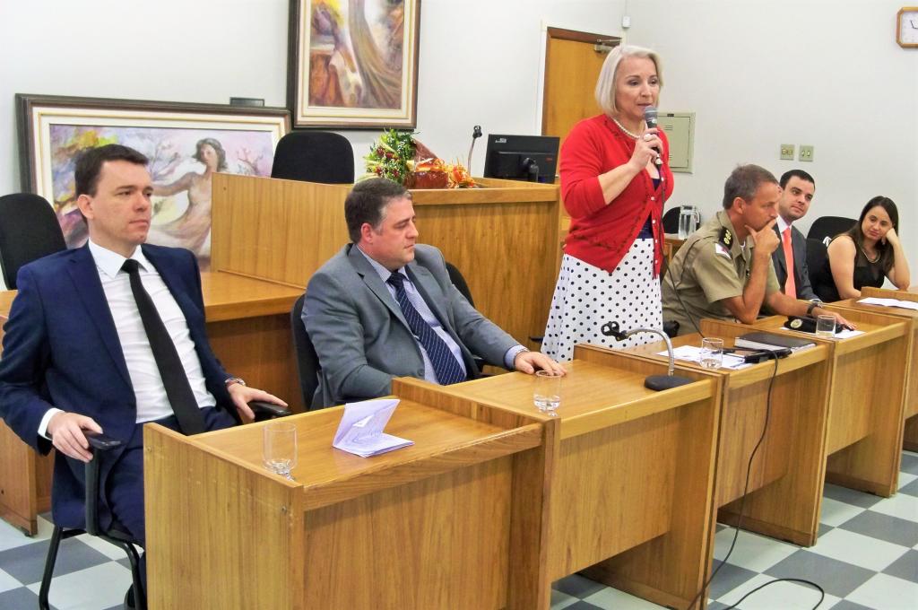 Só leis não bastam para acabar com a violência doméstica e de gênero ...