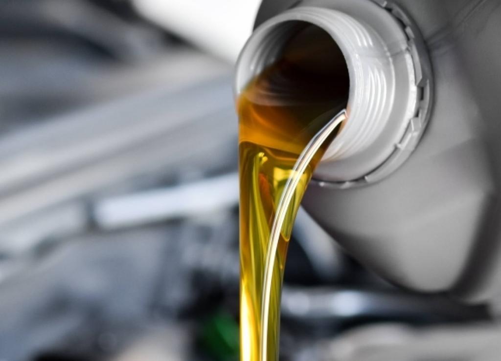 Saiba como ler o rótulo da embalagem do óleo lubrificante - Diário do Aço