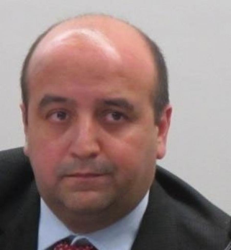 Novo decreto que permite terceirização no setor público ameaça concurso ...