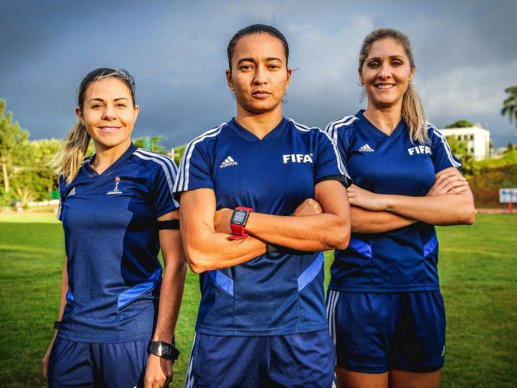 Brasileiras apitam semifinal entre Inglaterra e EUA na Copa do Mundo ...