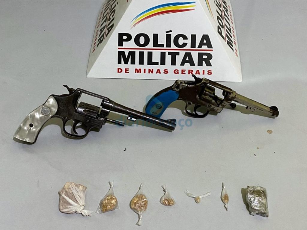 Tático Móvel Prende Trio De Fabriciano Em Ipatinga Com Drogas E Armas
