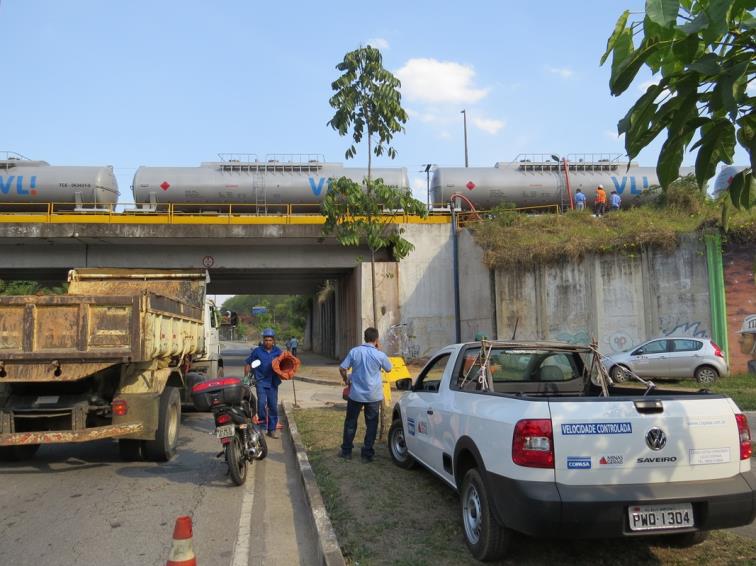 Vagões-tanque levam água do Vale do Aço a Valadares | Portal Diário do Aço